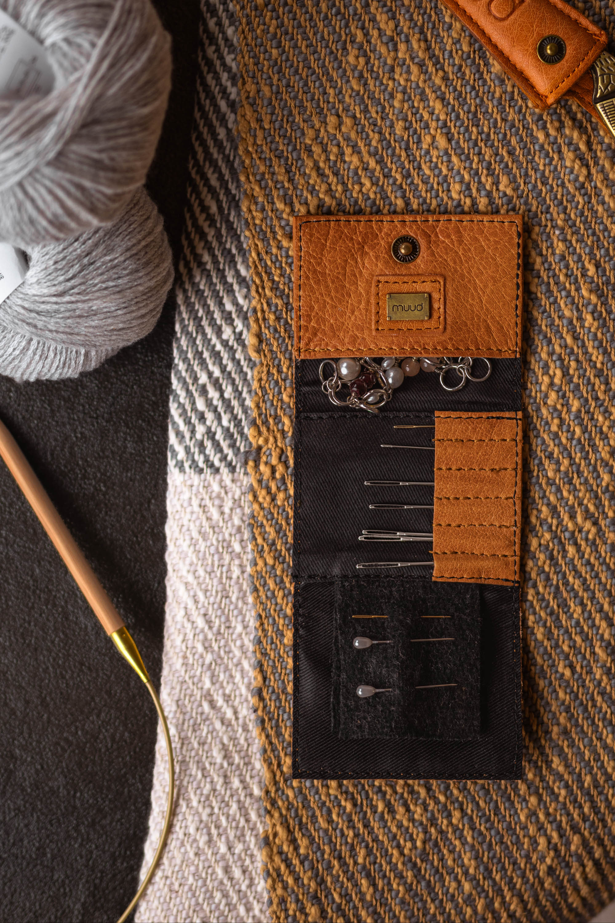 Carla Case | For Small Knitting Accessories | muud – Muudstore